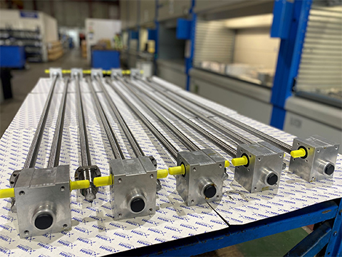 Precision screw jacks with ball screw spindles