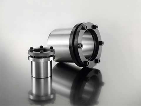 Hydraulic hub shaft connection simplifies service and maintenance
